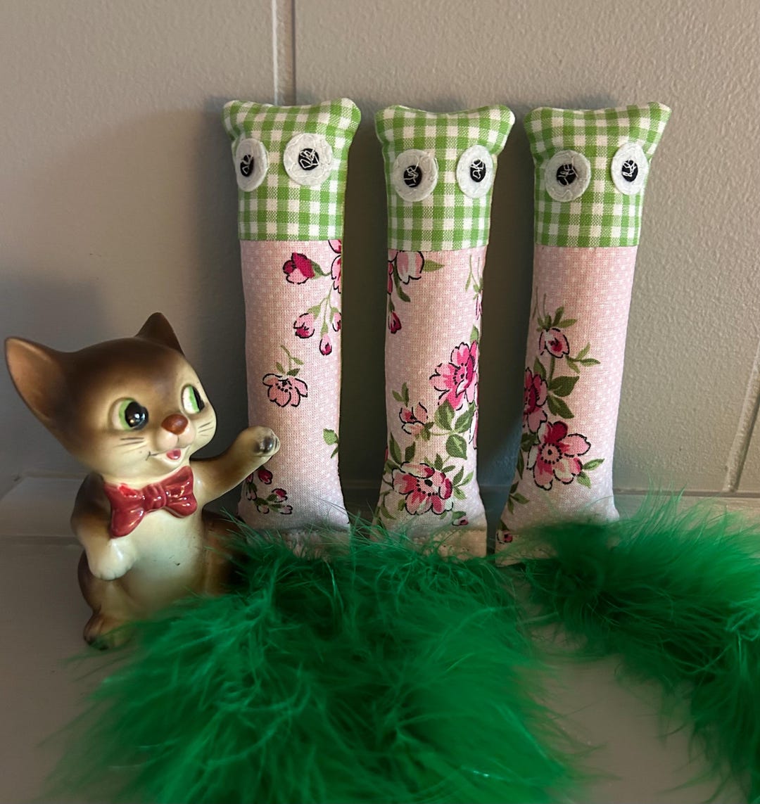 Pink Flower CAT KICKER TOYS Filled With Catnip - Etsy