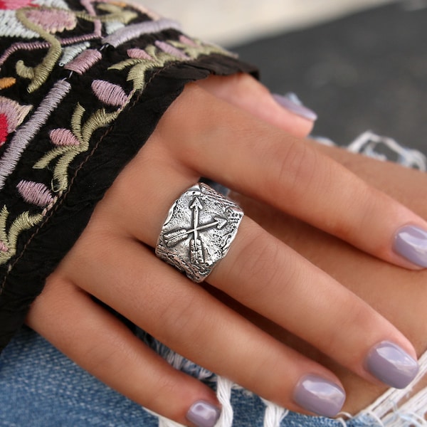 Double Arrow Ring - Etsy