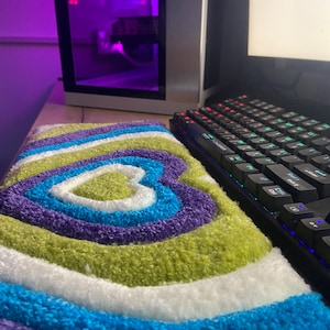 Fluffy Tufted Hearts Keyboard Rug Colourful Rug Rainbow Gamer Gift ...