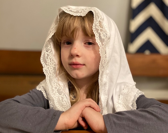 Chapel Veil/mantilla for Little Girls and Toddlers, Catholic Mass. D-shaped, Rounded Veil With ...