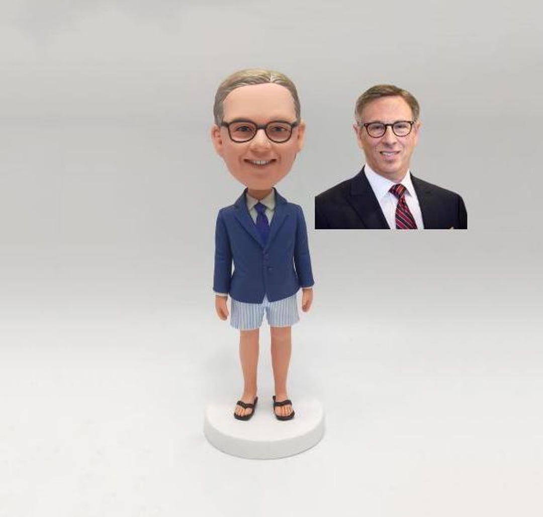 Custom Boss Bobblehead Hilarious Office-themed Statues That Give Your ...