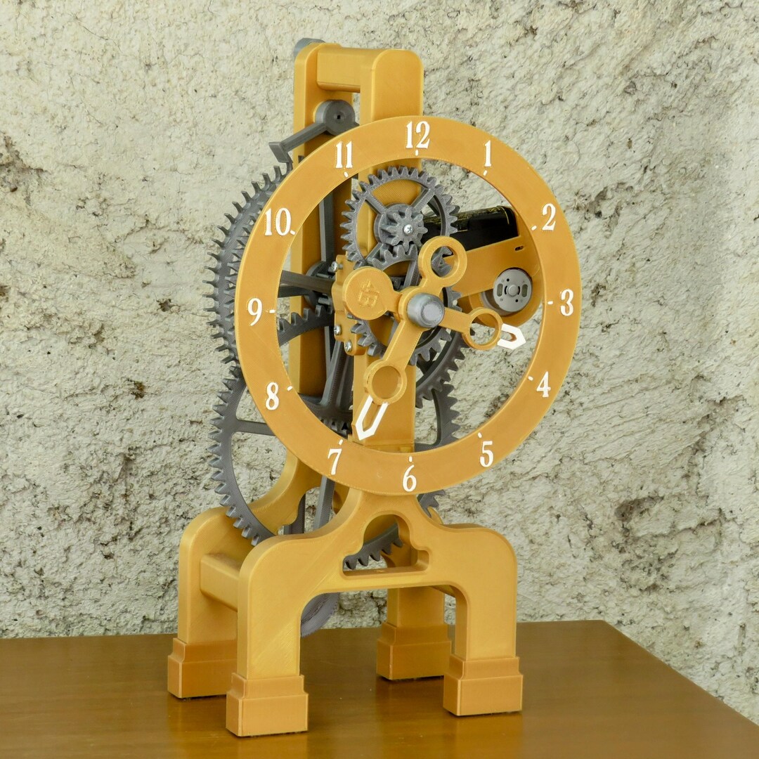 Kinetic Gear Desk Clock – Vintage Style Wind-up With Pendulum | USB ...