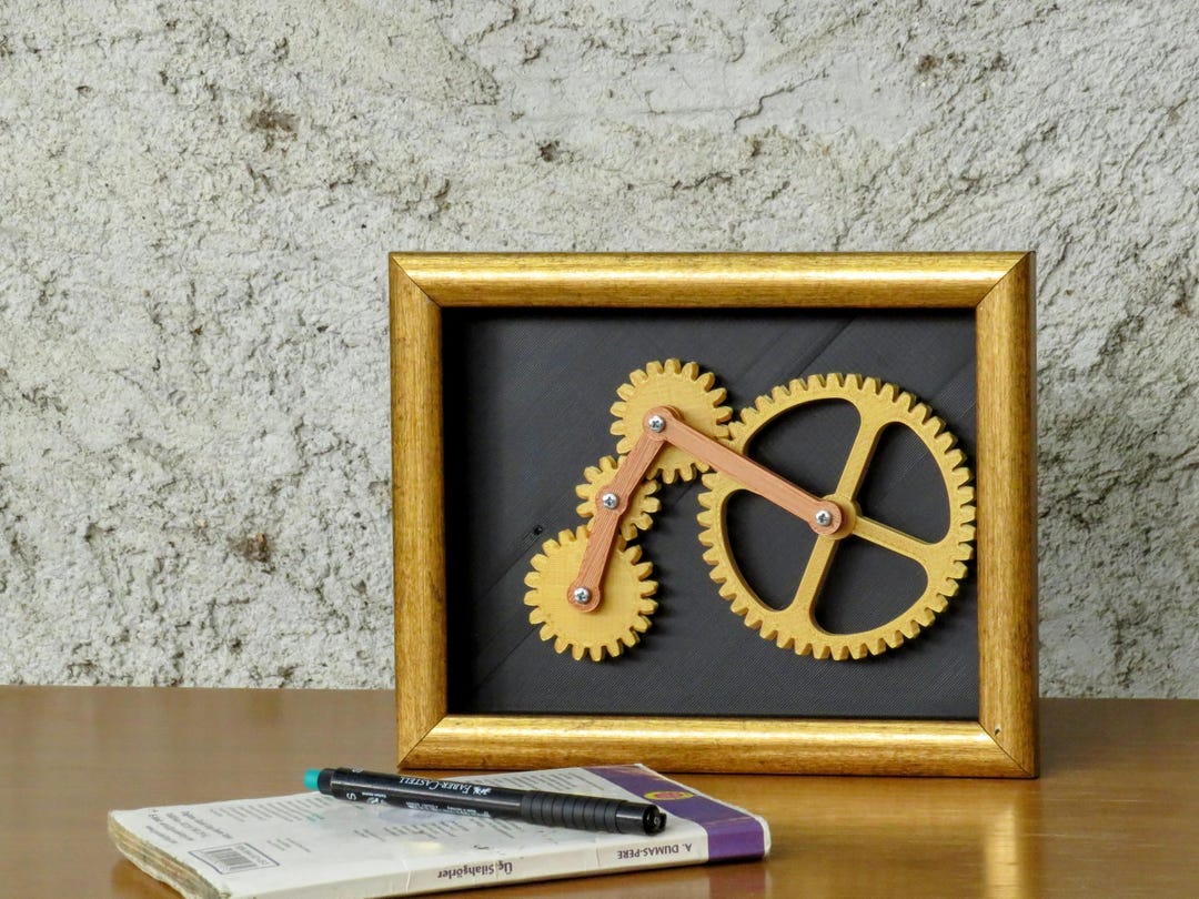 Kinetic Frame Art, Moving Gears, and a Hypnotizing Effect, a Great Look ...