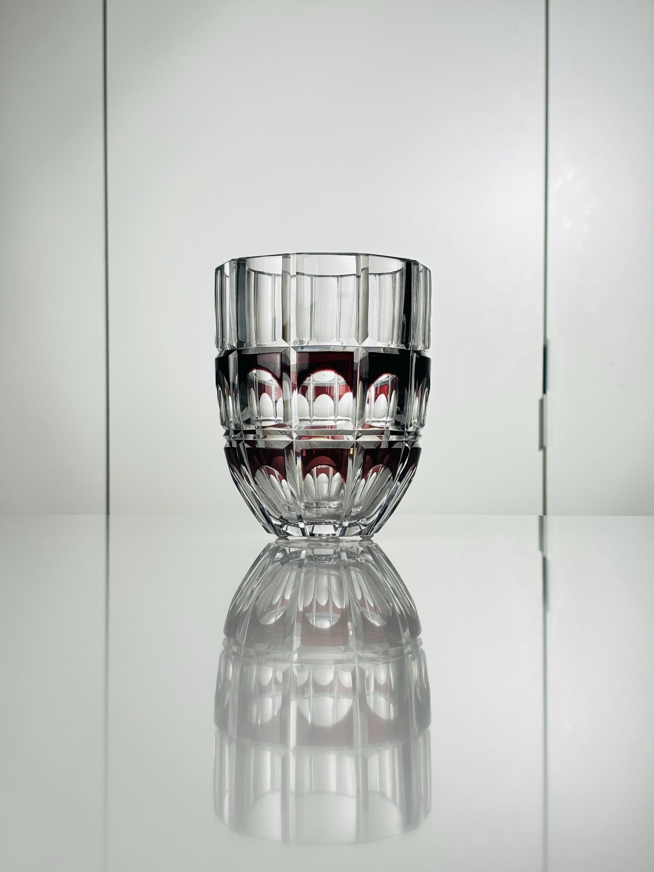 Val St. Lambert: Art Deco Vase Type 'leclercq' in Overlay 'cut to Clear ...
