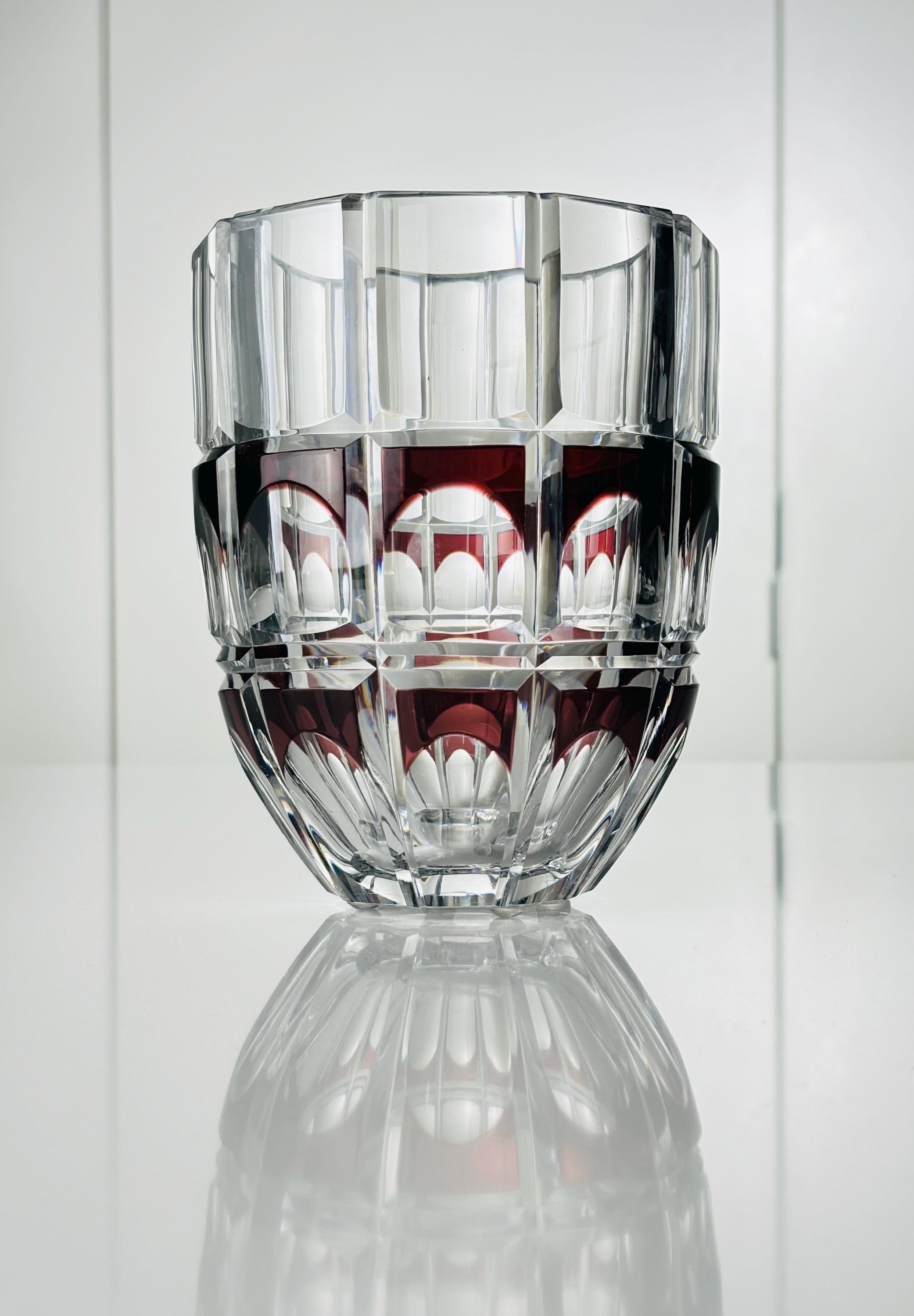 Val St. Lambert: Art Deco Vase Type 'leclercq' in Overlay 'cut to Clear ...