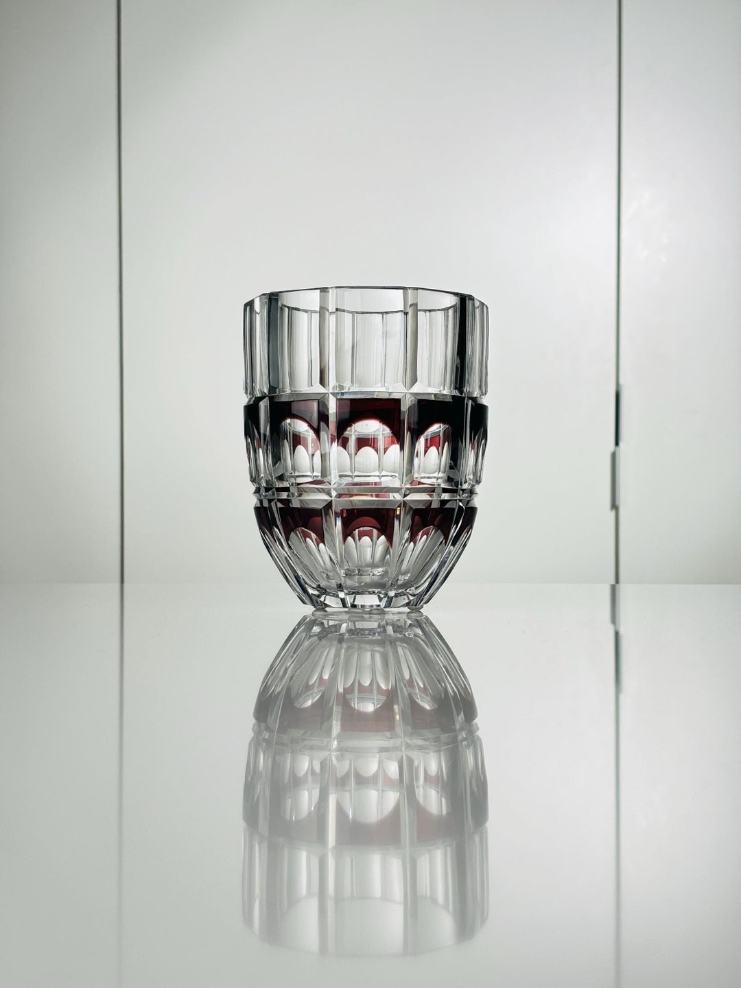 Val St. Lambert: Art Deco Vase Type 'leclercq' in Overlay 'cut to Clear ...