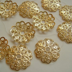 25 Pieces of Gold Plated OR Silver Plated Small Filigree Round Focal ...