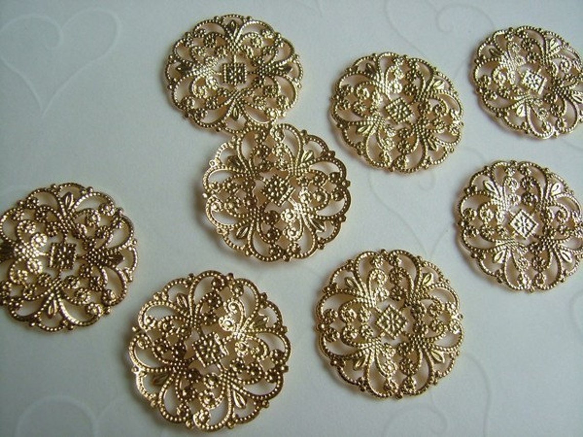12 Pieces of Gold Plated OR Silver Plated Filigree Round Focal - Etsy