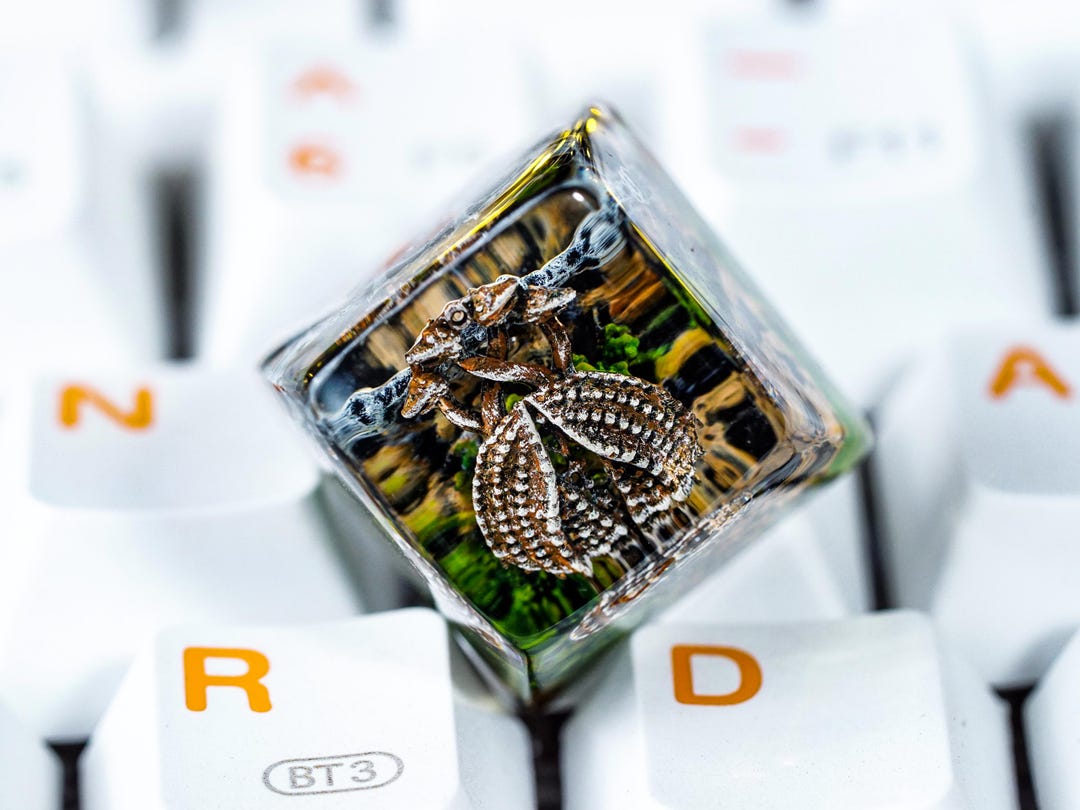 Legen.dary Elden Ring Talisman Old Lord's Talisman 3D Keycap, Custom ...