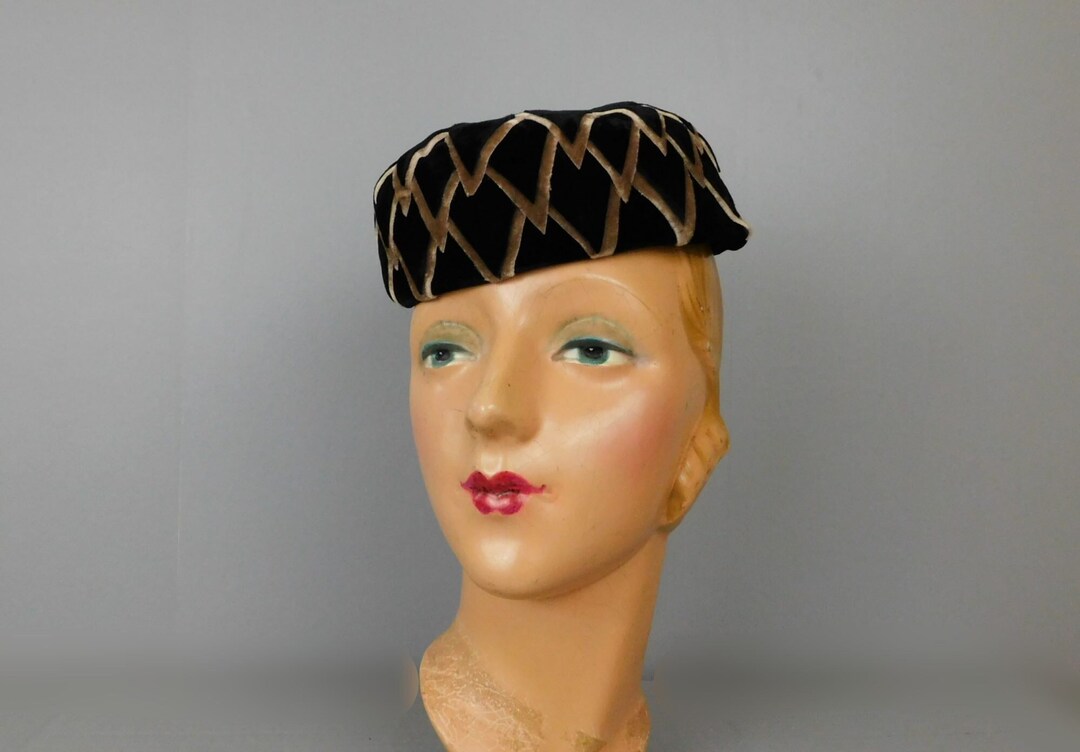 Vintage Black & Brown Velvet Points Hat 1950s 22 Inch Head - Etsy