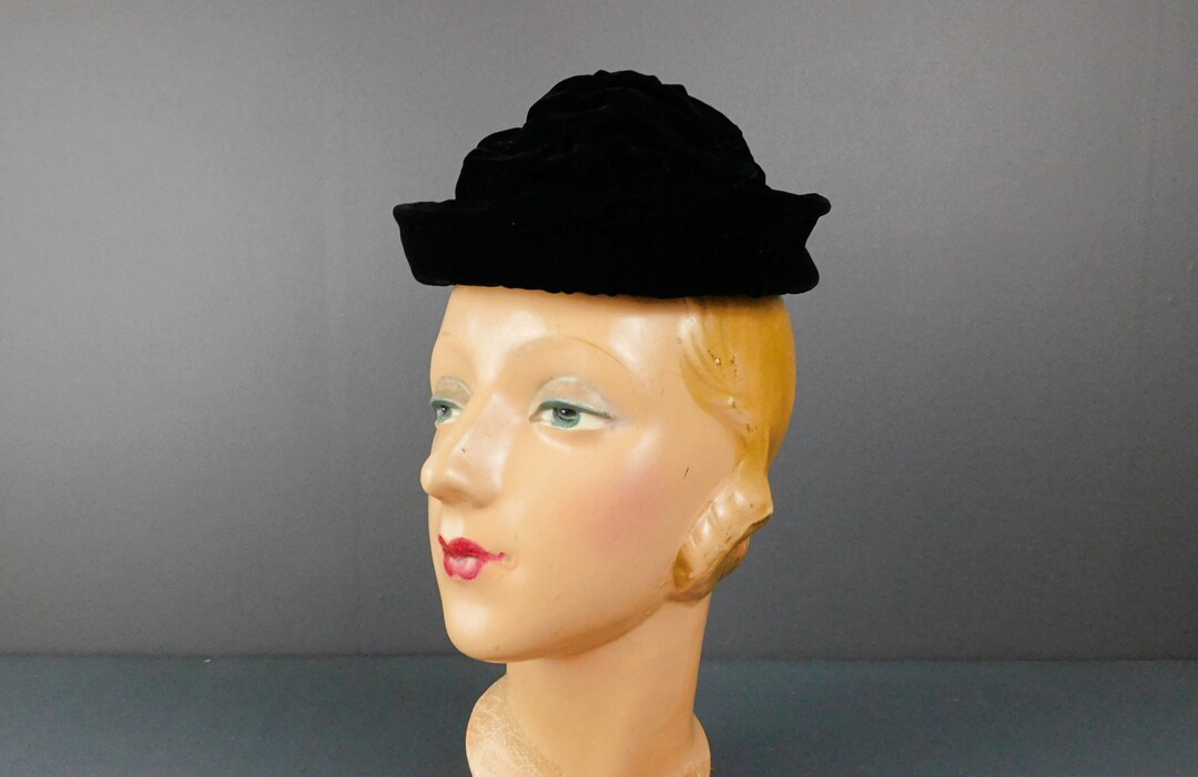 Vintage Gathered Black Velvet Topper Hat, 1950s Mr. Charles - Etsy