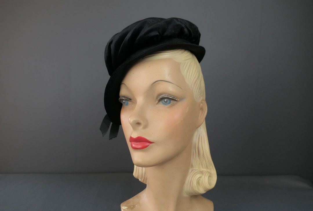 Vintage Black Velvet Slouch Tilt Hat With Ribbon 1940s, 21 Inch Head - Etsy