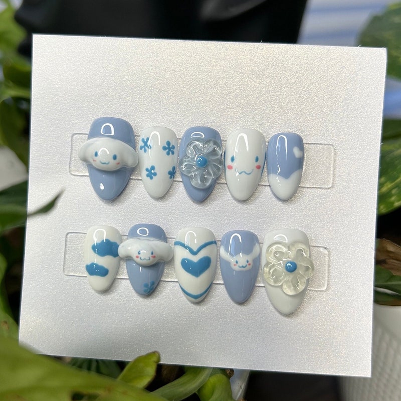 Cinnamon Roll Press on Nails - Etsy