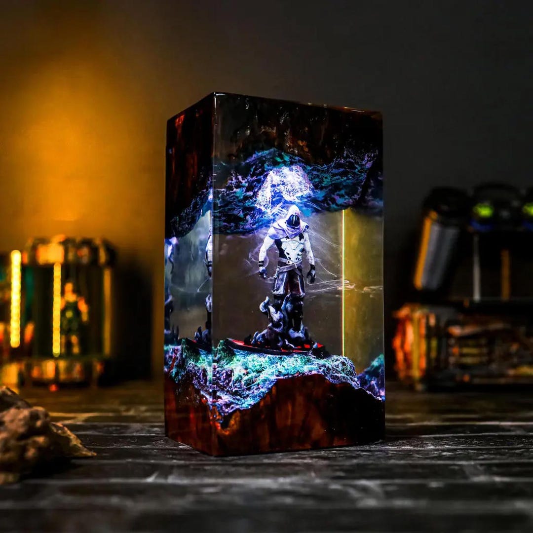 Om.en V/al.or.ant Game Handmade Resin Lamp,diorama Resin Epoxy,epoxy ...