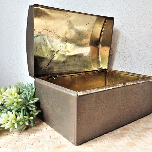Trunk Tin - Etsy