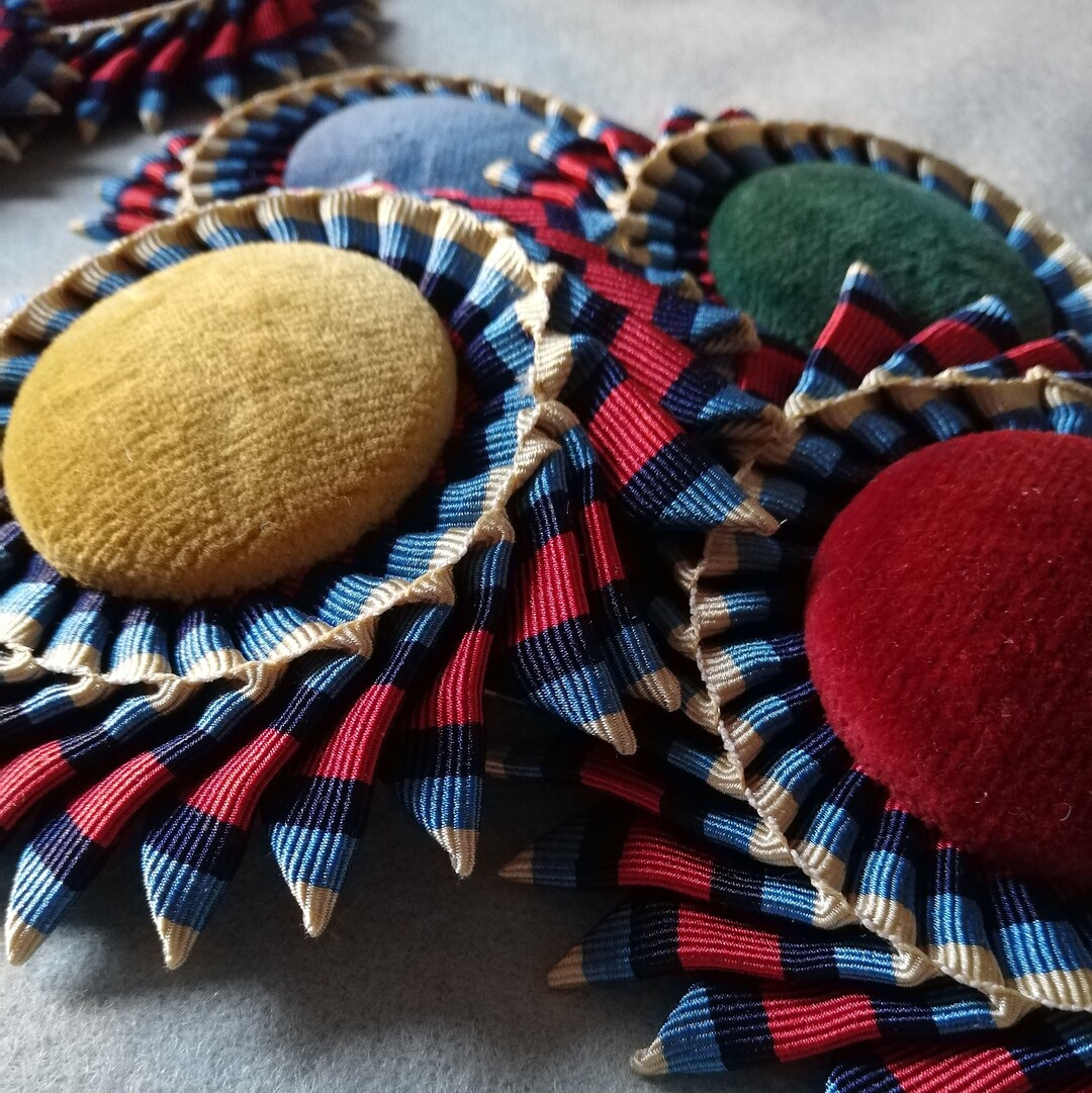 Cockade Rosette Brooch With Vintage Velvet Button Centre - Etsy