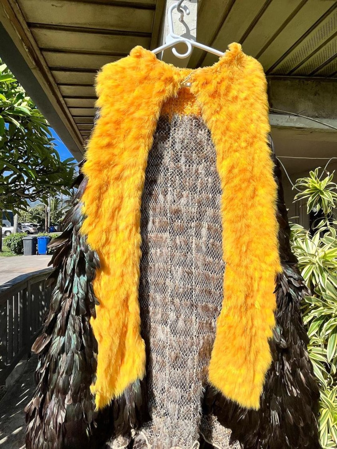 Hawaiian Feather Cloak Authentic Hand Sewn Royal Polynesian Feather ...