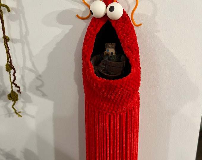 Yip Yip Martian Basket Hanger. - Etsy