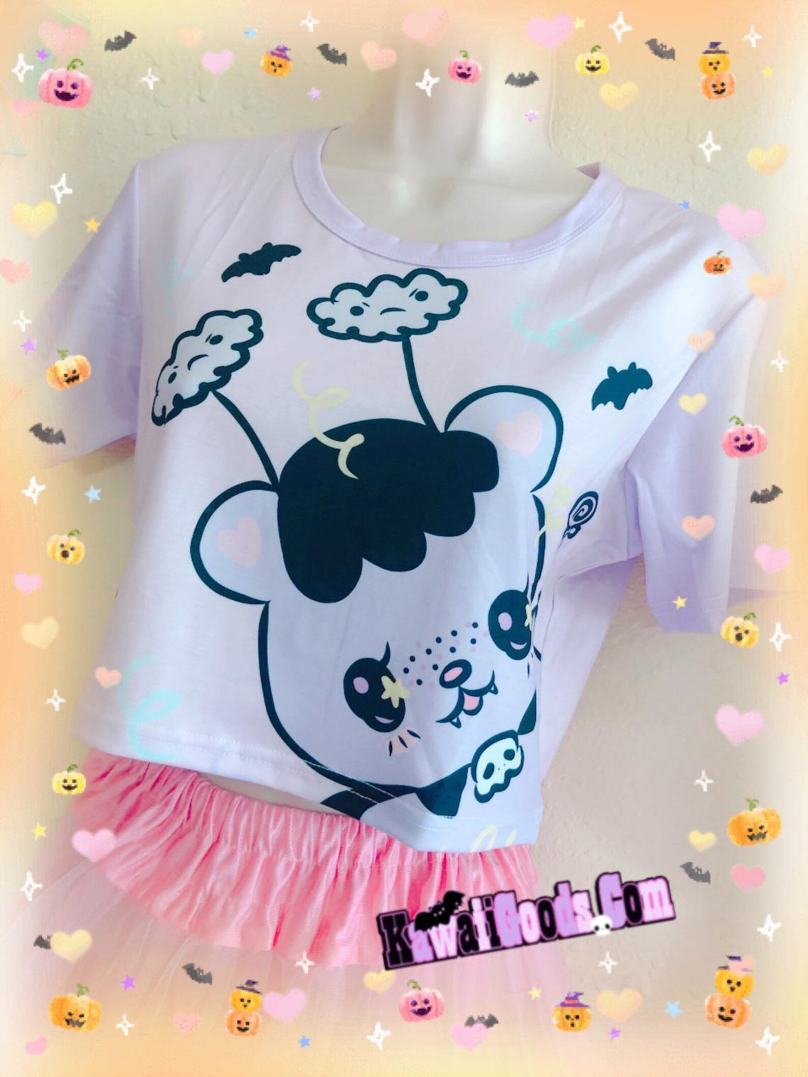 Creepy Emotion Bear Bat Crop Top pastel goth crop creepy | Etsy
