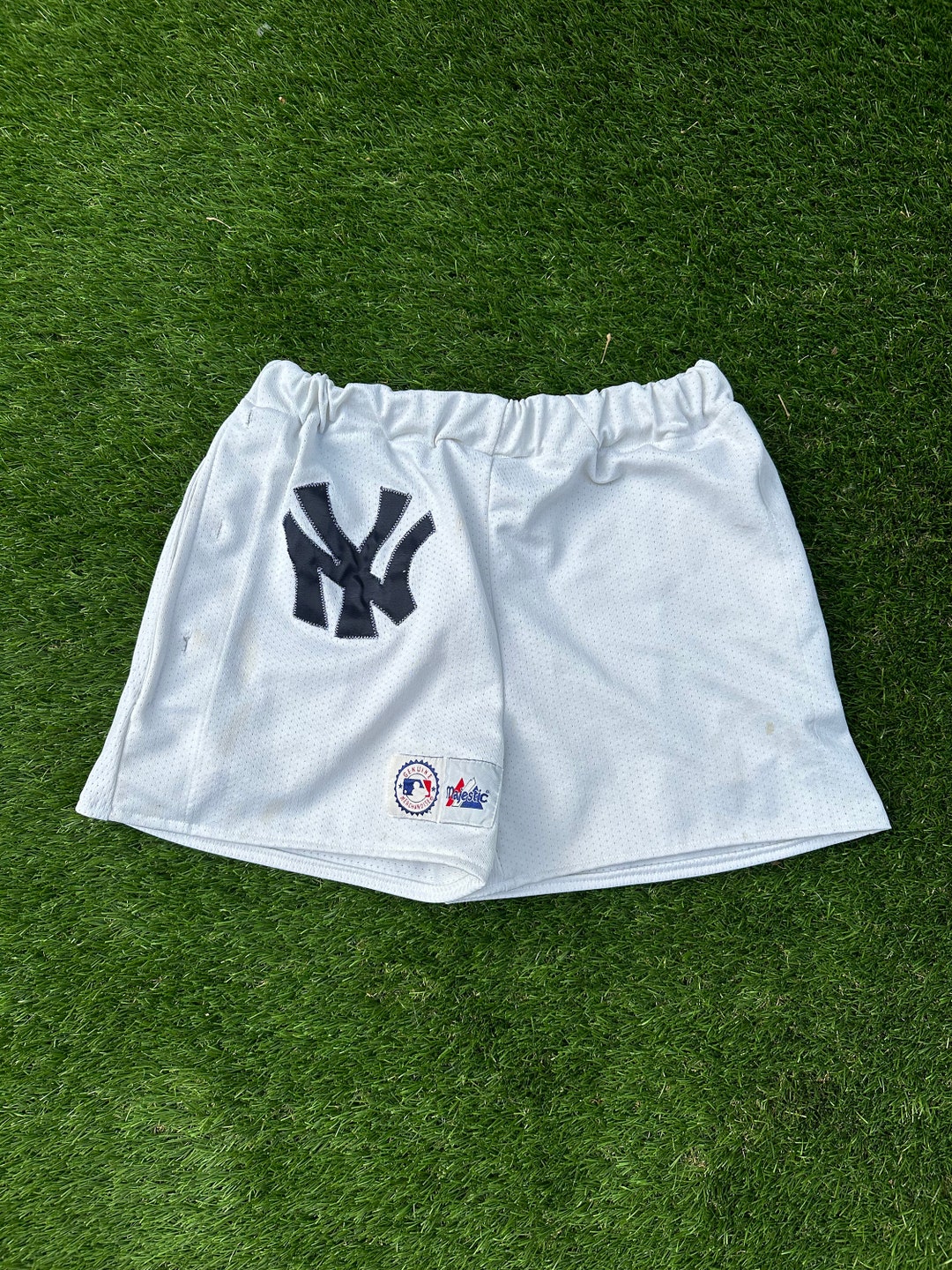 Custom New York Yankees Shorts Upcycle - Etsy