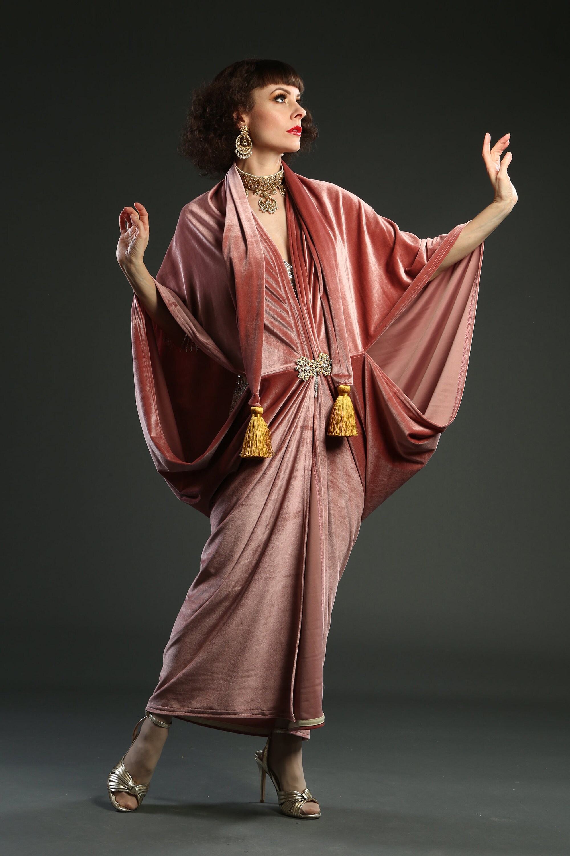 1920s Blush Velvet Great Gatsby Dress Floor Length Flapper Cocoon Robe ...