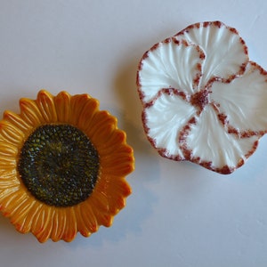 Hibiscus Flower Plate, Sunflower Bowl, Flower Spoon Rest, Glass Jewelry ...