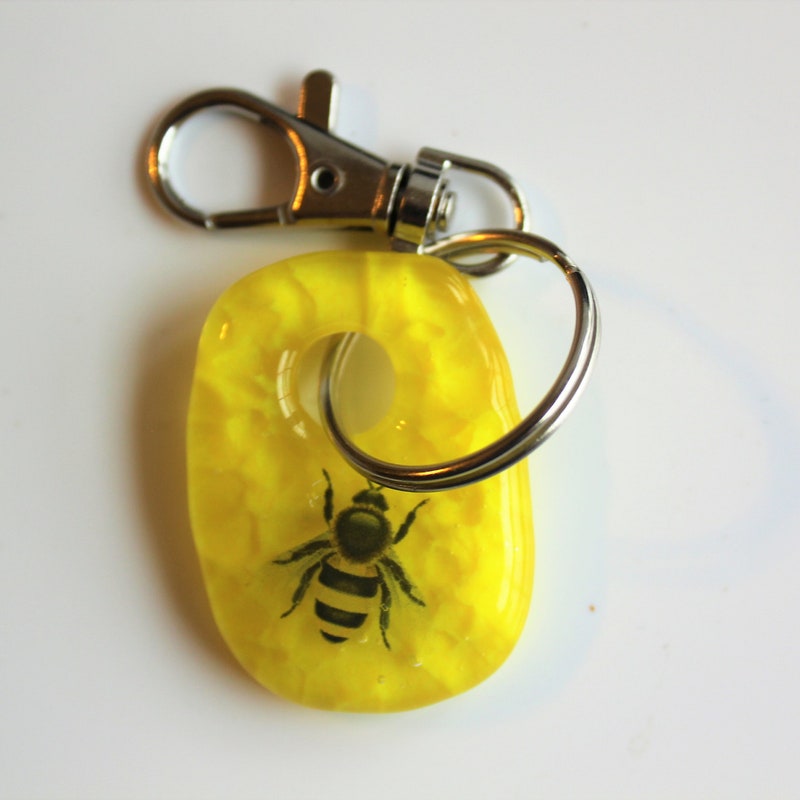 Bee Key Chain - Etsy