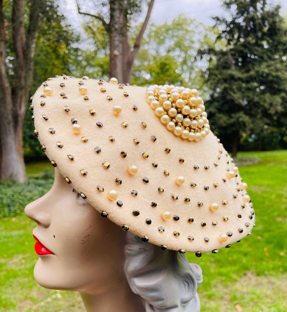 Beret Plume Beaded Hat BEADED Faux PEARLS Cute ! - Gem