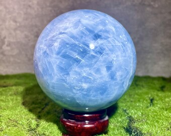 Blue Celestite Crystal Sphere, Housewarming Gift, Crystal Decor - Etsy