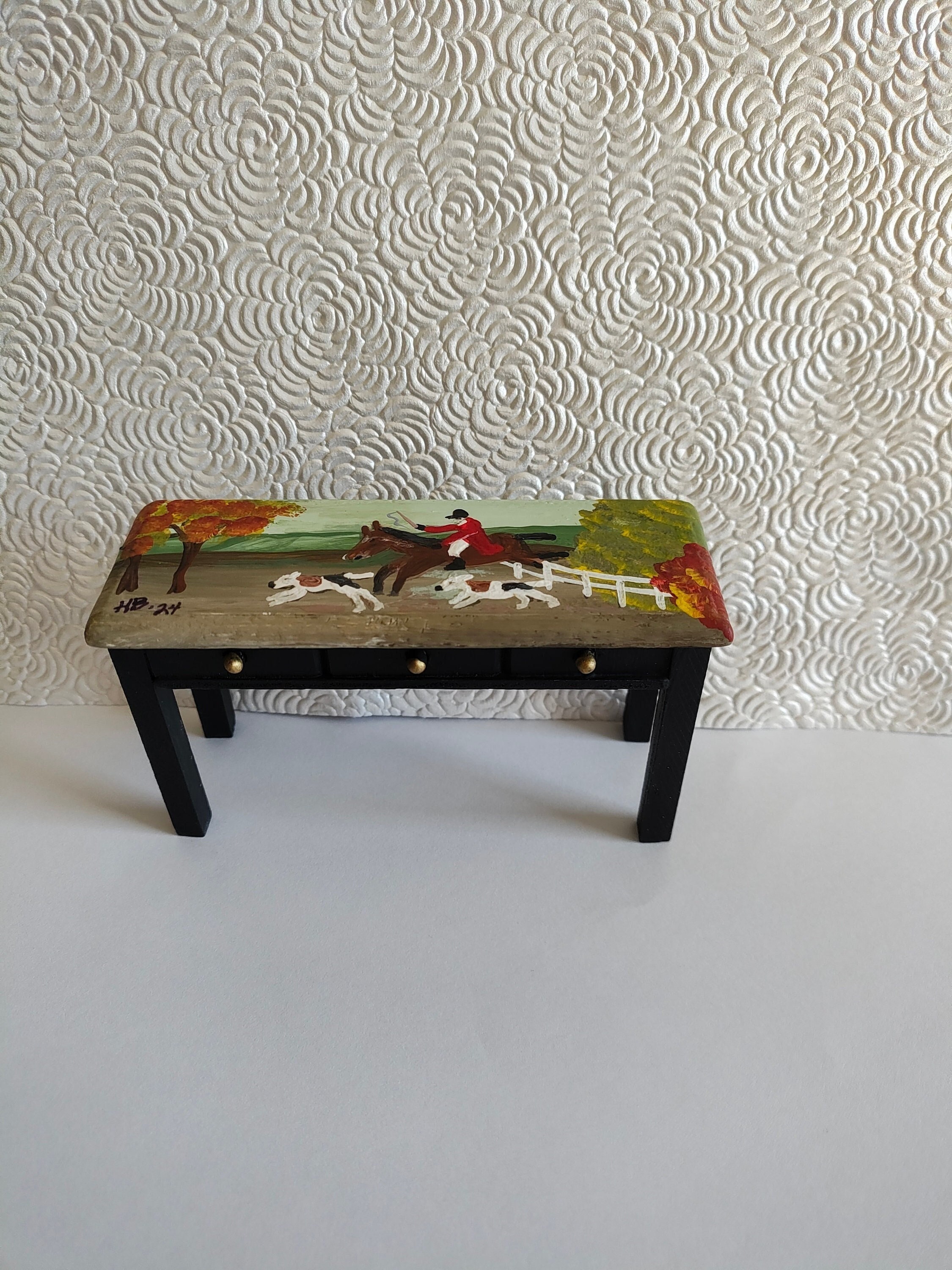Miniature Console Table Huntsman Table Hand Painted Doll House ...
