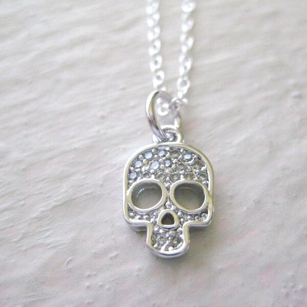 White Gold Skull Necklace - Etsy