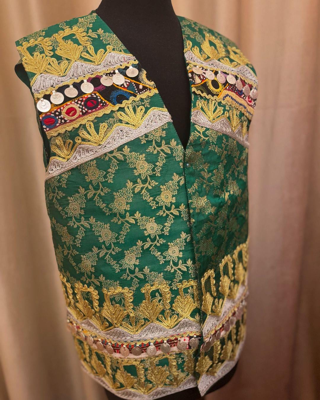 Green and Red Afghan Kochi Nikkah Couple Dress and Wasket for Wedding ...