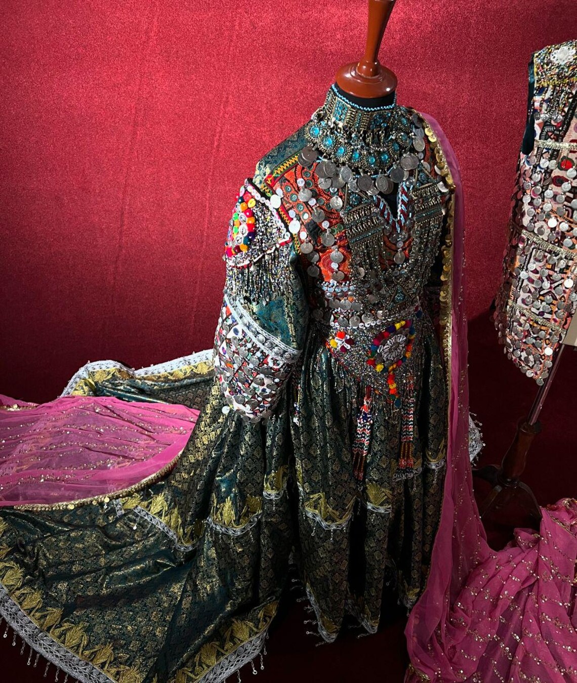 Afghan Modren Vintage Couple Bridal Dress and Wasket Indian and Arabic ...
