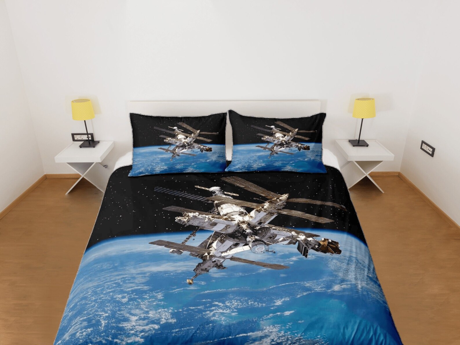 Space Station Print Bedding Set, Outer Space Duvet Cover Set, Black and ...