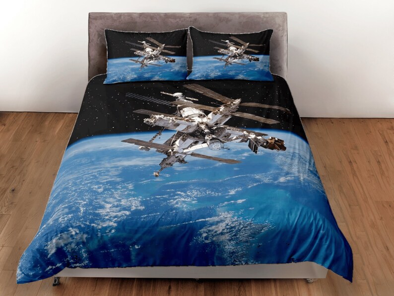 Space Station Print Bedding Set, Outer Space Duvet Cover Set, Black and ...