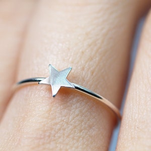 Sterling Silver Star Ring- Minimalistic Star Ring- Stackable Rings- Dainty Star Ring- Silver ...