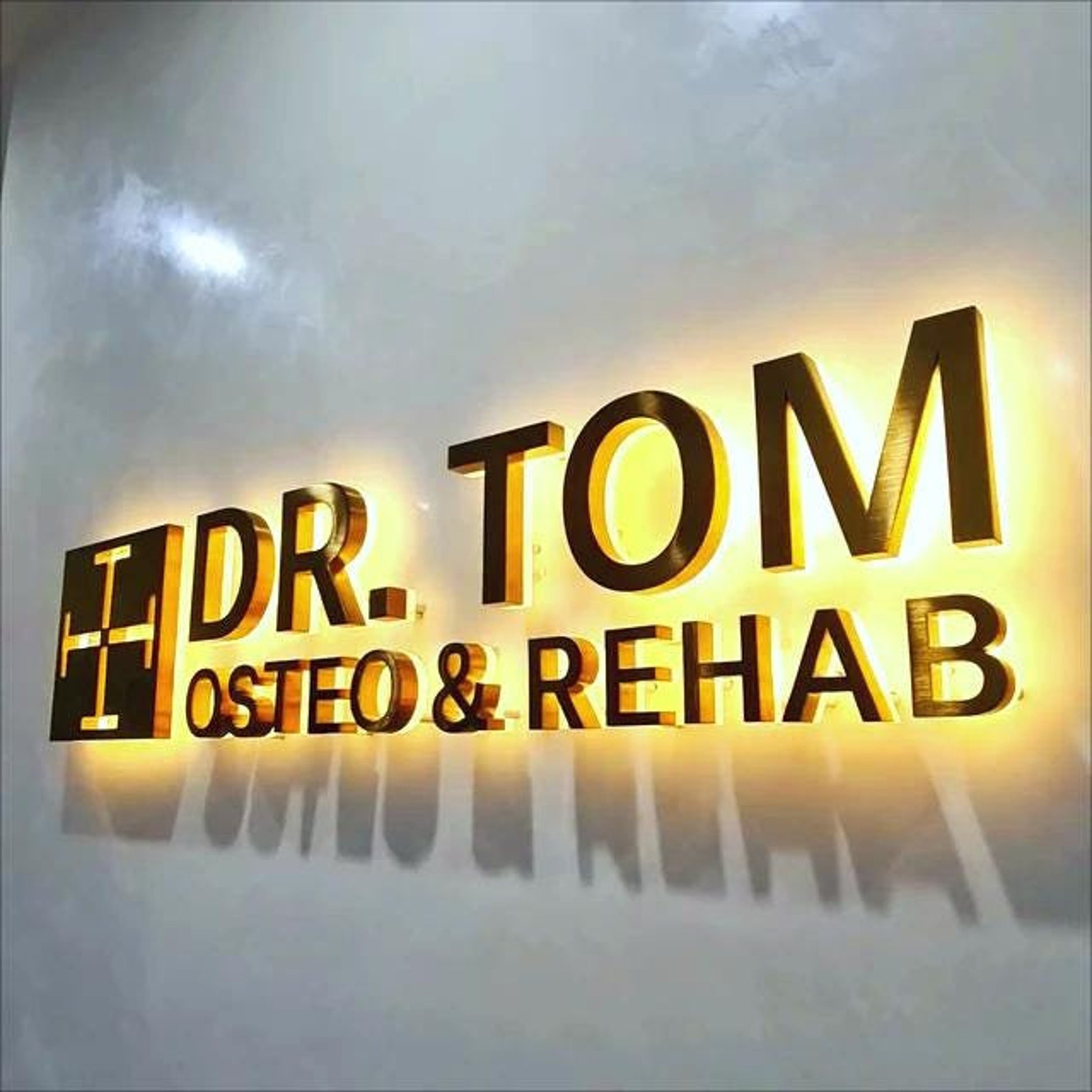 Custom Backlit Metal Storefront Sign, 3D Business Sign, Outdoor LED ...