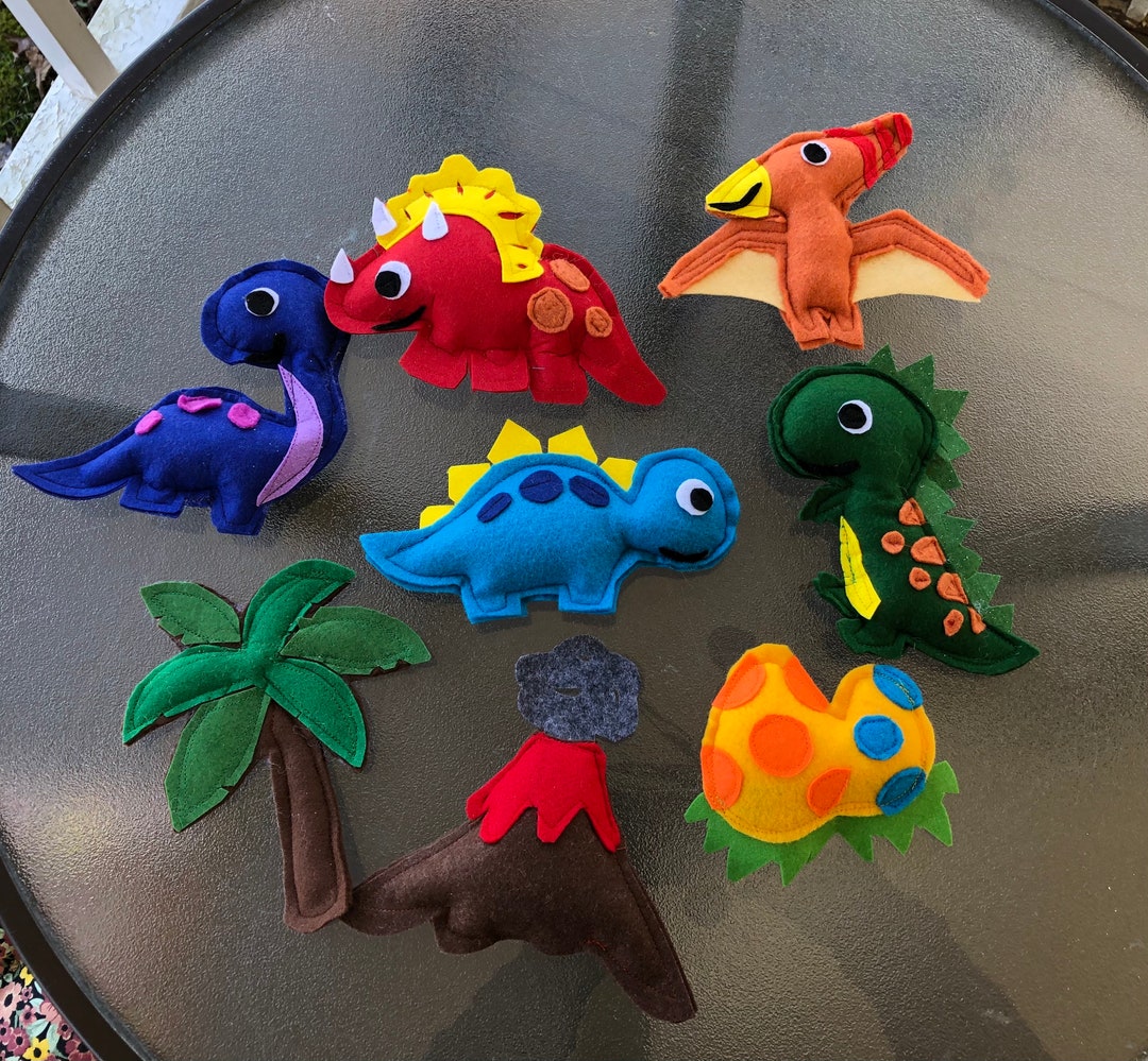 Felt Dinosaurs / 5 Different Dinosaurs Tree Volcano and Dino - Etsy