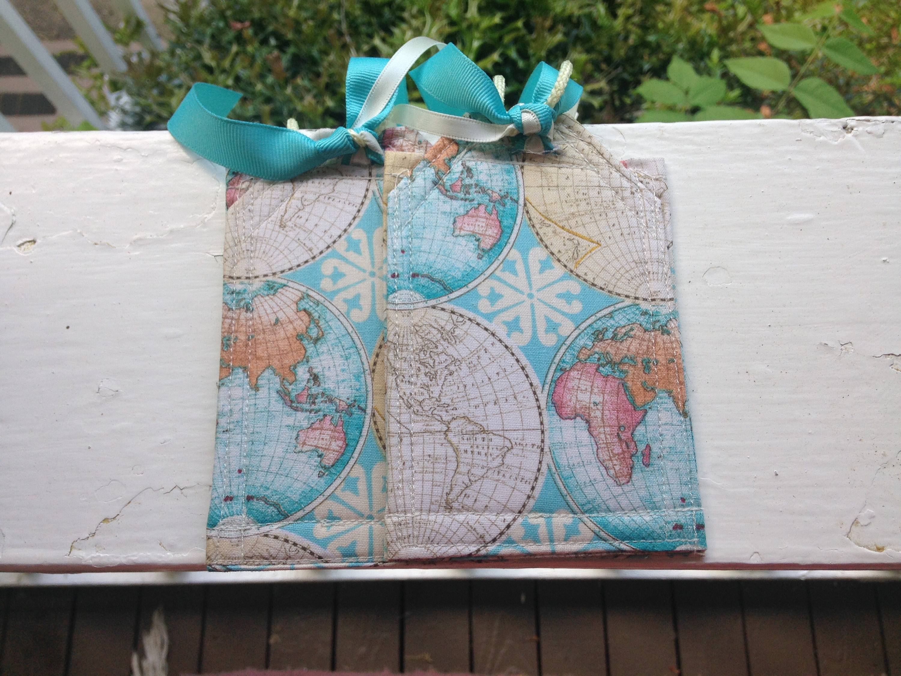 Luggage Tag/ Blue and cream globes | Etsy