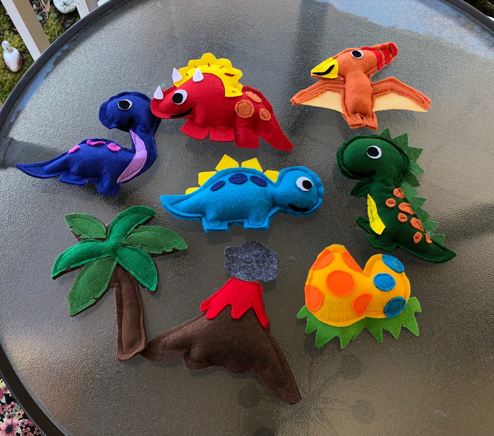 Felt Dinosaurs / 5 Different Dinosaurs Tree Volcano and Dino - Etsy