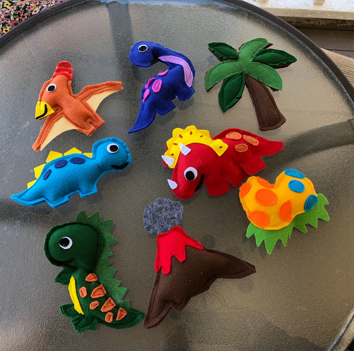 Felt Dinosaurs / 5 Different Dinosaurs Tree Volcano and Dino | Etsy