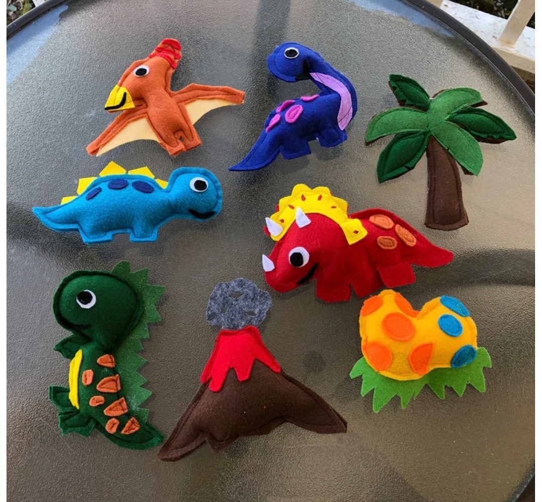 Felt Dinosaurs / 5 Different Dinosaurs, Tree, Volcano and Dino Eggs - Etsy