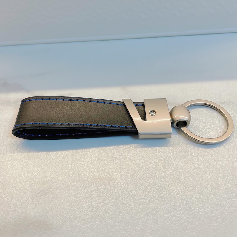 BMW Keyring With BMW Logo. BMW Leather Keychain, BMW Logo. - Etsy