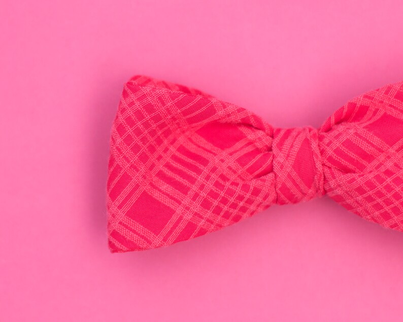 Magenta Monochromatic Plaid Bow Tie // Hot Pink Mens Bow Tie | Etsy