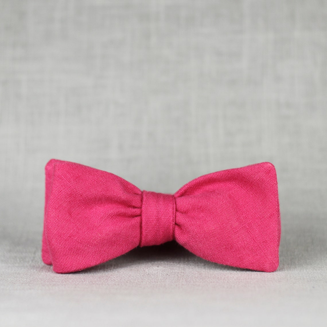 Linen Magenta Bow Tie // Self Tie Bow Tie for Men and Women // - Etsy