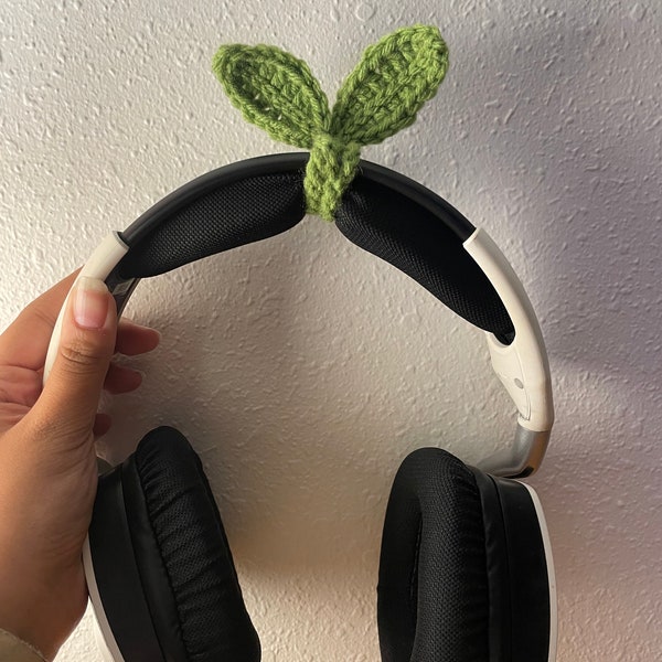 Crochet Leaf Accessory - Etsy