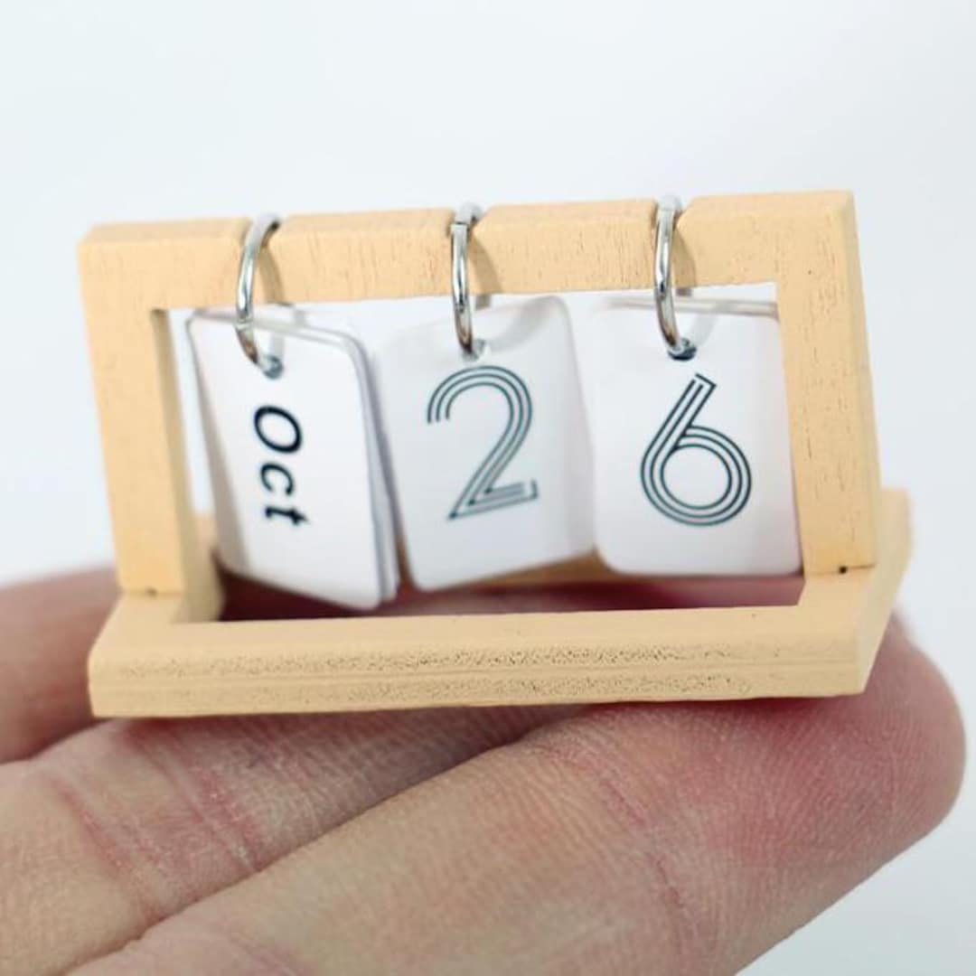 Super Cute Miniature Calendar Miniature Decor for Dollhouse Mini ...