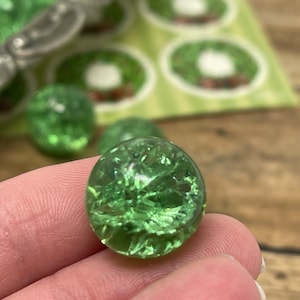 10 Green Sparkly Crackled 16mm Glass Marbles for Decor - Hand Crafted ...