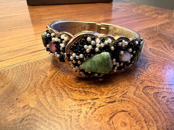 Vintage jeweled Pilgrim wristwatch - Gem