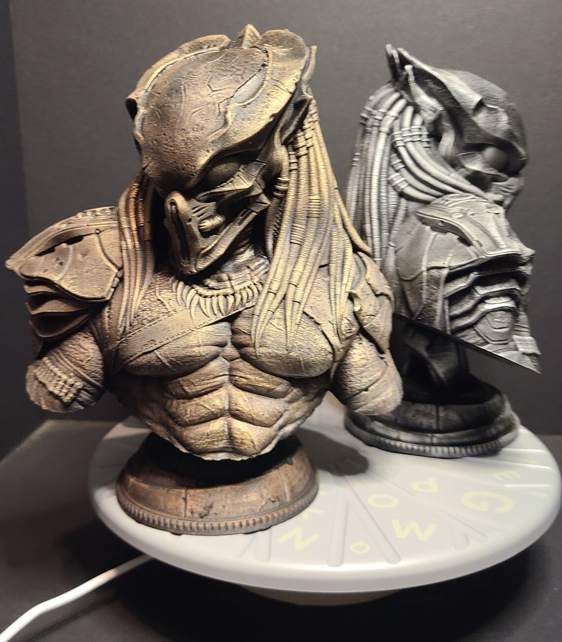 Predator Bust - Hand Painted - Resin Printed - Etsy